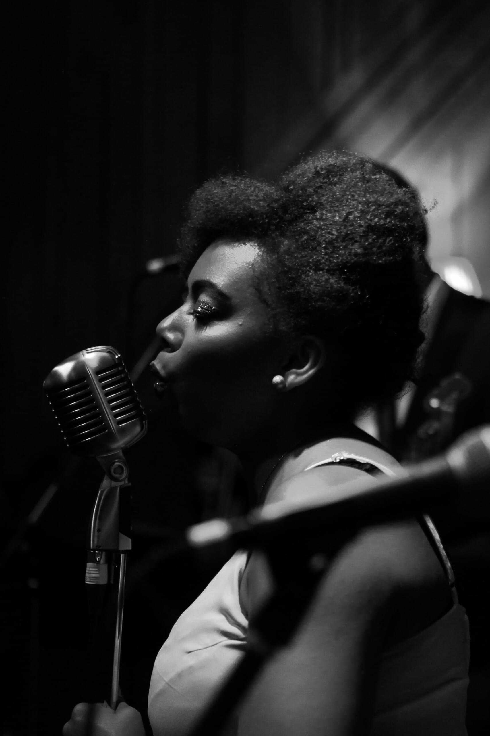 Amber Sings Ella | Shakespeare North Playhouse